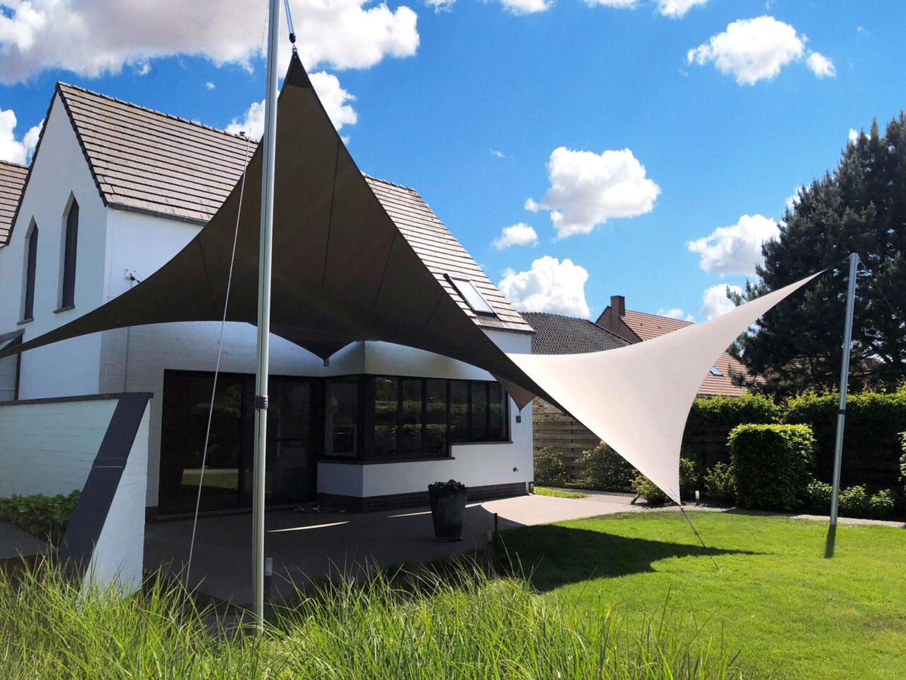 Textiele Zeil overkapping voor terras, carport, horeca terras.